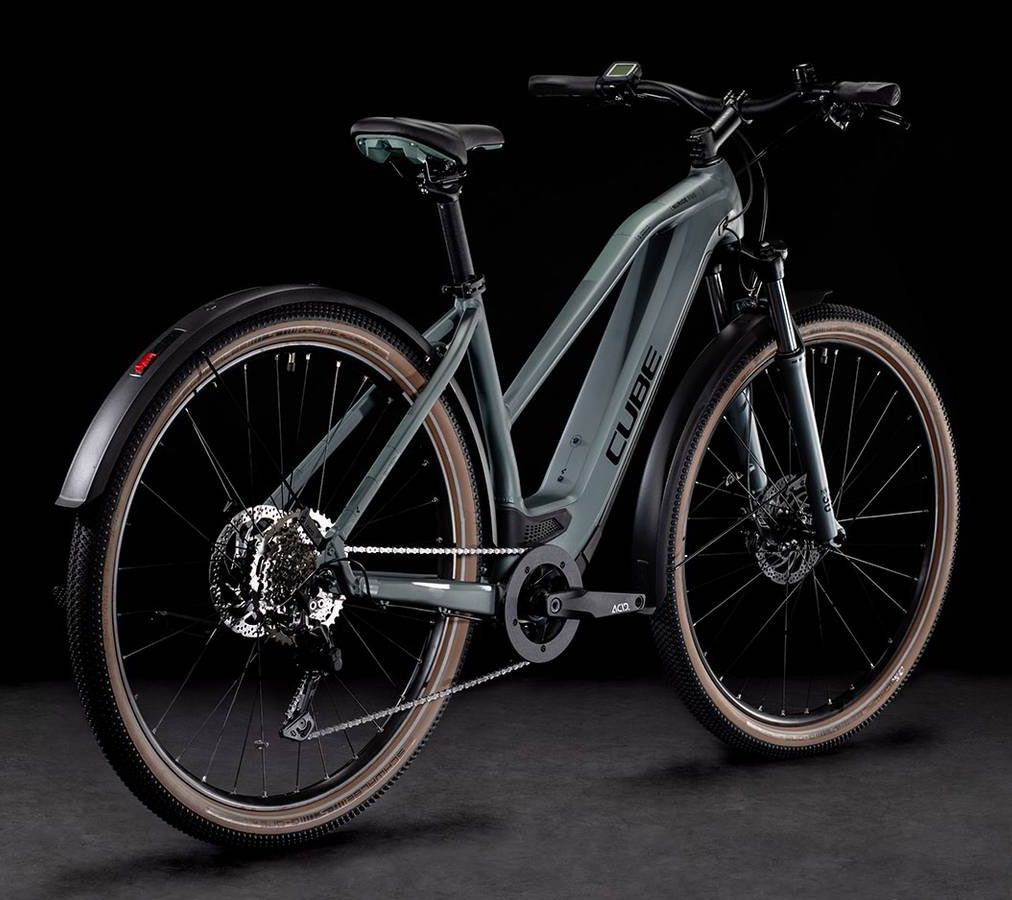 VAE Cube Nuride Hybrid Pro 625 Allroad 2022 VAE Cube Nuride Hybrid Pro 625 Allroad 2022